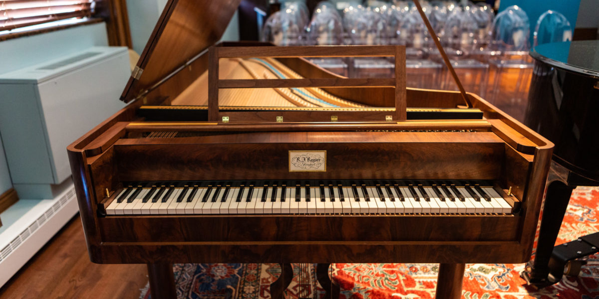 Reproduction: 1824 Graf Fortepiano - Schubert Club